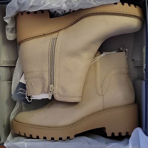 Universal Thread | Shoes | Universal Thread Taci Boots Taupe 225 Block ...